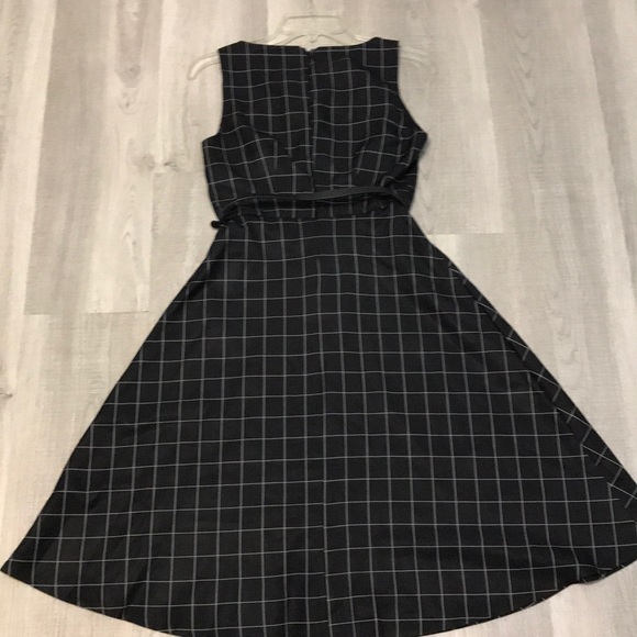 Elle | Dresses | Elle Window Pane Dress With Belt | Poshmark